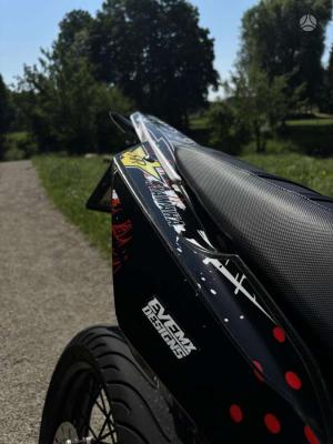 Белый Ямаха WR 125X 2012 в Кретинга, объемом двигателя 0.13 л и пробегом 27 тыс. км за 2400 €, фото 11 на AUTOMOTO.COM.LV