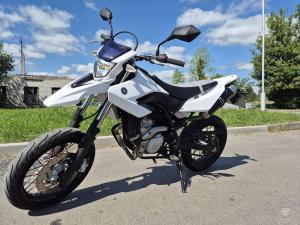 White Yamaha WR 125X 2015 in Kaunas, with an engine capacity of 0.13 L and mileage of 20 thousand km for 2250 €, photo 8 on AUTOMOTO.COM.LV