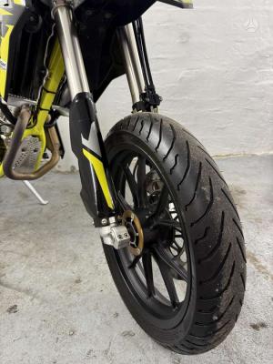 Желтый Ямаха WR 125X 2021 в Мариямполе, объемом двигателя 0.13 л и пробегом 36 тыс. км за 1950 €, фото 5 на AUTOMOTO.COM.LV