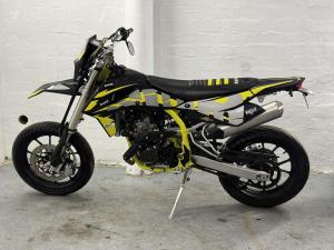 Желтый Ямаха WR 125X 2021 в Мариямполе, объемом двигателя 0.13 л и пробегом 36 тыс. км за 1950 €, фото 13 на AUTOMOTO.COM.LV