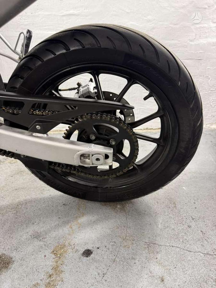 Желтый Ямаха WR 125X 2021 в Мариямполе, объемом двигателя 0.13 л и пробегом 36 тыс. км за 1950 €, фото 14 на AUTOMOTO.COM.LV