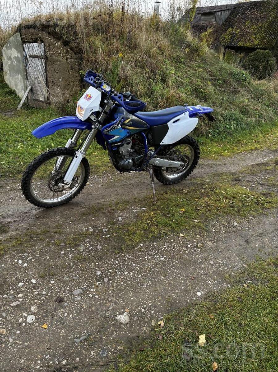 Yamaha WR 250F 2001 Rīga, ar dzinēja tilpumu 0.25 L un nobraukumu 0 tūkst. km par 1700 €, foto 1 vietnē AUTOMOTO.COM.LV