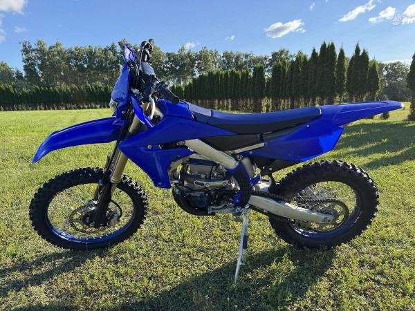 Синий Ямаха WR 450F 2022 в Вильнюс, объемом двигателя 0.45 л и пробегом 23 тыс. км за 6500 €, фото 2 на AUTOMOTO.COM.LV