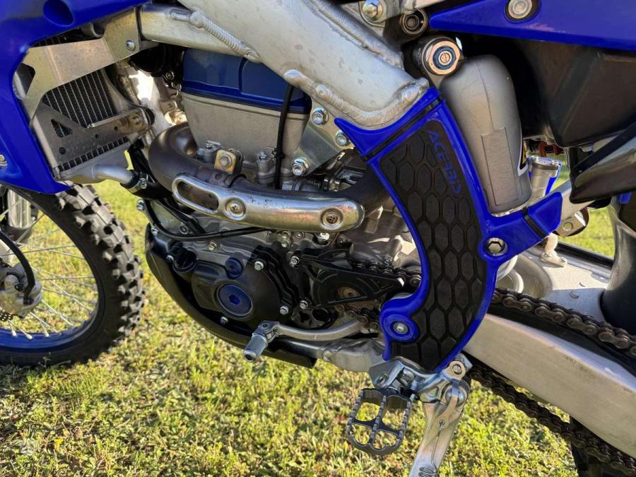 Синий Ямаха WR 450F 2022 в Вильнюс, объемом двигателя 0.45 л и пробегом 23 тыс. км за 6500 €, фото 10 на AUTOMOTO.COM.LV