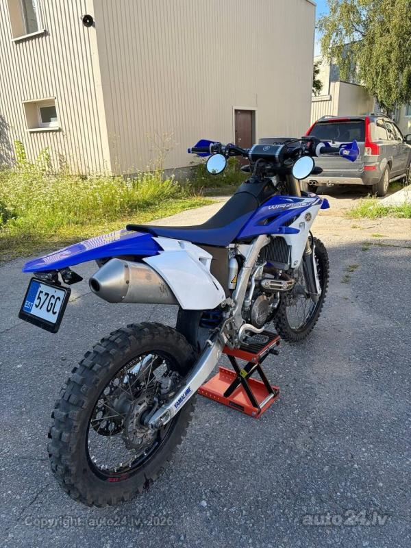 Yamaha WR 450F 2015 in Tallinn, with an engine capacity of 0.45 L and mileage of 7 thousand km for 3500 €, photo 5 on AUTOMOTO.COM.LV