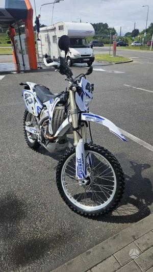 Белый Ямаха WR 450F 2010 в Вильнюс, объемом двигателя 0.45 л и пробегом 18 тыс. км за 3699 €, фото 11 на AUTOMOTO.COM.LV