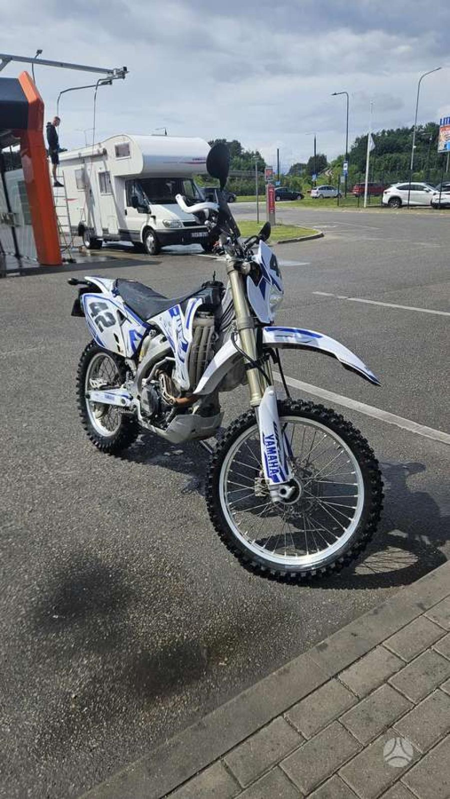 Белый Ямаха WR 450F 2010 в Вильнюс, объемом двигателя 0.45 л и пробегом 18 тыс. км за 3699 €, фото 13 на AUTOMOTO.COM.LV