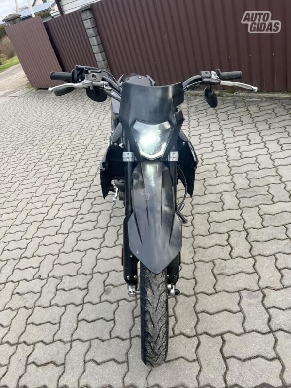 Melns Yamaha WR 2022 Prienai, ar dzinēja tilpumu 0.13 L un nobraukumu 18 tūkst. km par 1230 €, foto 3 vietnē AUTOMOTO.COM.LV