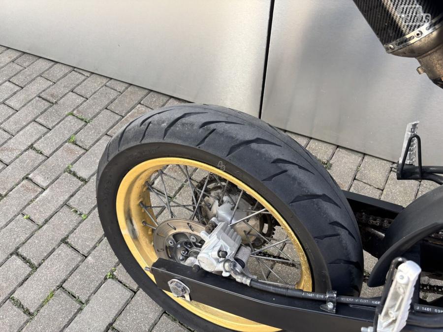 Yamaha WR 2011 Viļņa, ar dzinēja tilpumu 0.13 L un nobraukumu 58 tūkst. km par 1250 €, foto 11 vietnē AUTOMOTO.COM.LV