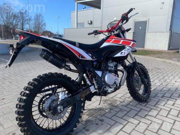 Yamaha WR 2016 Rīga, ar dzinēja tilpumu 0.13 L un nobraukumu 0 tūkst. km par 3200 €, foto 3 vietnē AUTOMOTO.COM.LV