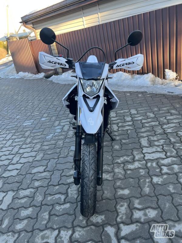 Balts Yamaha WR 2013 Prienai, ar dzinēja tilpumu 0.13 L un nobraukumu 21 tūkst. km par 2050 €, foto 3 vietnē AUTOMOTO.COM.LV
