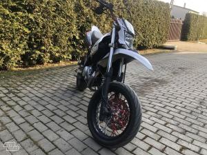 Balts Yamaha WR 2014 Viļņa, ar dzinēja tilpumu 0.13 L un nobraukumu 33 tūkst. km par 2300 €, foto 3 vietnē AUTOMOTO.COM.LV