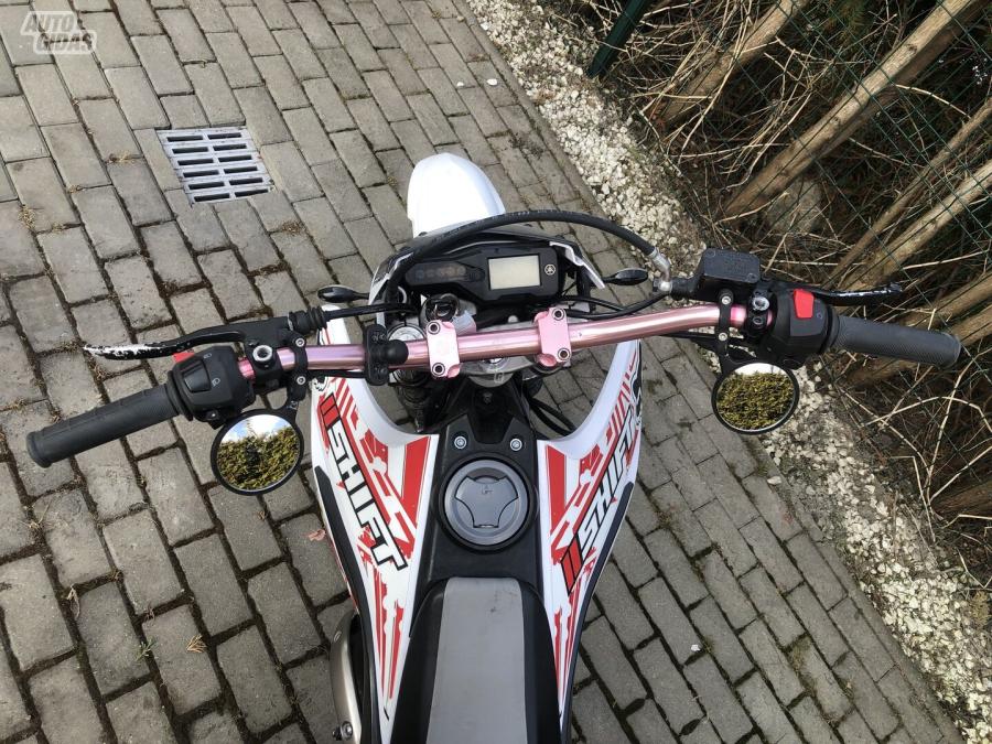 Balts Yamaha WR 2014 Viļņa, ar dzinēja tilpumu 0.13 L un nobraukumu 33 tūkst. km par 2300 €, foto 7 vietnē AUTOMOTO.COM.LV