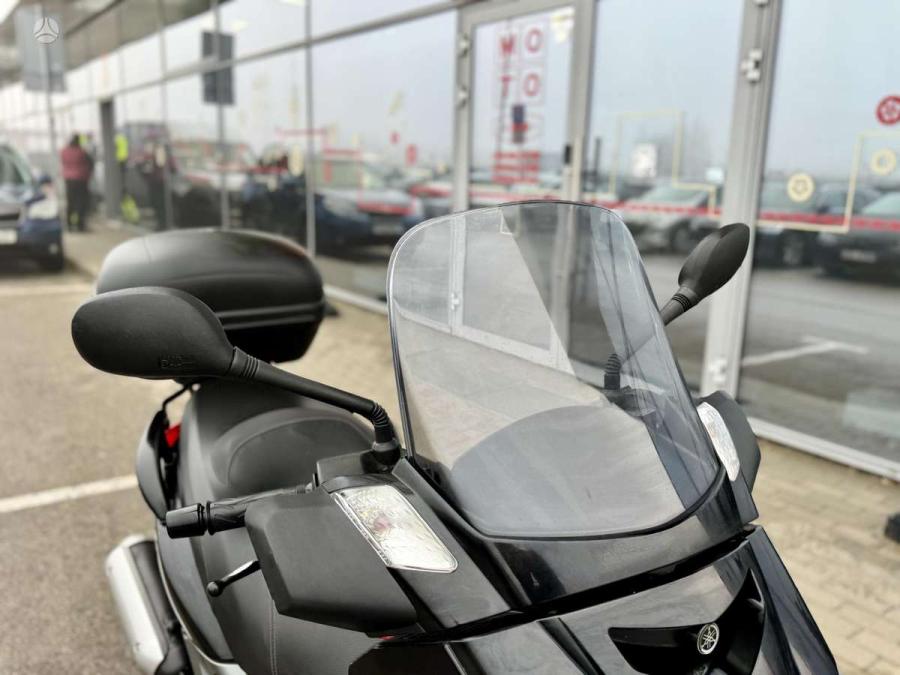 Melns Yamaha X-Max 2009 Viļņa, ar dzinēja tilpumu 0.13 L un nobraukumu 26 tūkst. km par 1999 €, foto 18 vietnē AUTOMOTO.COM.LV