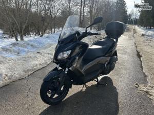 Black Yamaha X-Max 2013 in Zarasai, with an engine capacity of 0.13 L and mileage of 15 thousand km for 1650 €, photo  on AUTOMOTO.COM.LV