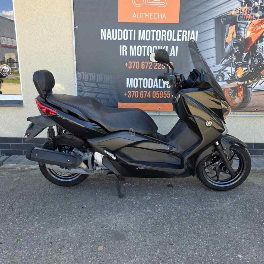 Черный Ямаха X-Max 2015 в Паневежис, объемом двигателя 0.13 л и пробегом 24 тыс. км за 2400 €, фото 4 на AUTOMOTO.COM.LV
