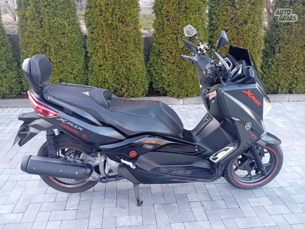 Black Yamaha X-Max 2016 in Kelme, with an engine capacity of 0.13 L and mileage of 14 thousand km for 2650 €, photo 2 on AUTOMOTO.COM.LV