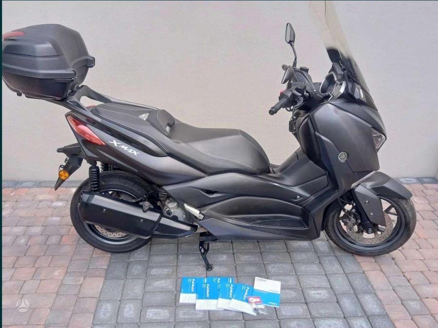 Melns Yamaha X-Max 2019 Viļņa, ar dzinēja tilpumu 0.30 L un nobraukumu 19 tūkst. km par 4600 €, foto 2 vietnē AUTOMOTO.COM.LV