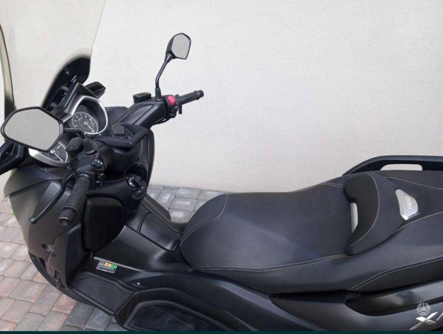 Melns Yamaha X-Max 2019 Viļņa, ar dzinēja tilpumu 0.30 L un nobraukumu 19 tūkst. km par 4600 €, foto 4 vietnē AUTOMOTO.COM.LV