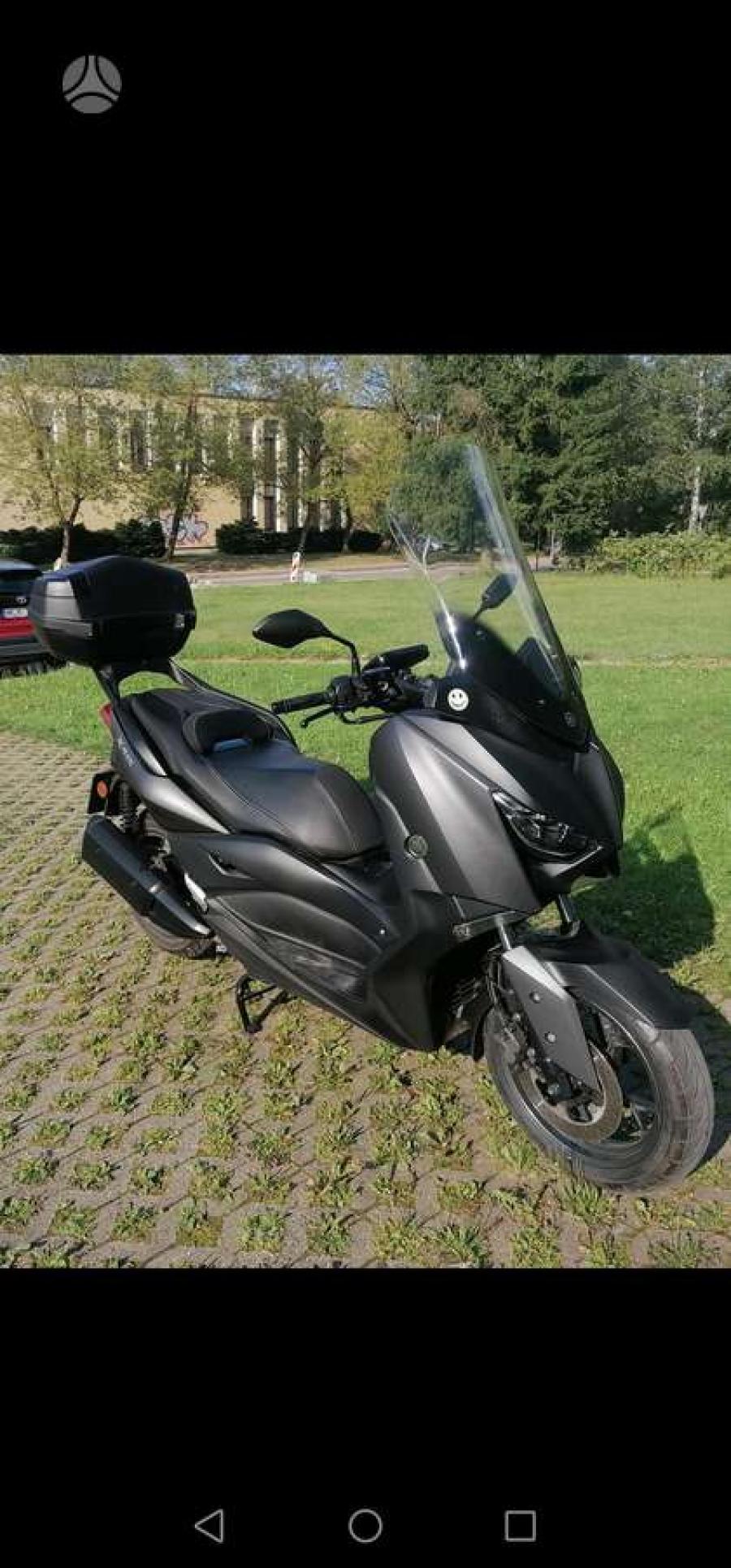 Black Yamaha X-Max 2019 in Vilnius, with an engine capacity of 0.30 L and mileage of 19 thousand km for 4600 €, photo 1 on AUTOMOTO.COM.LV