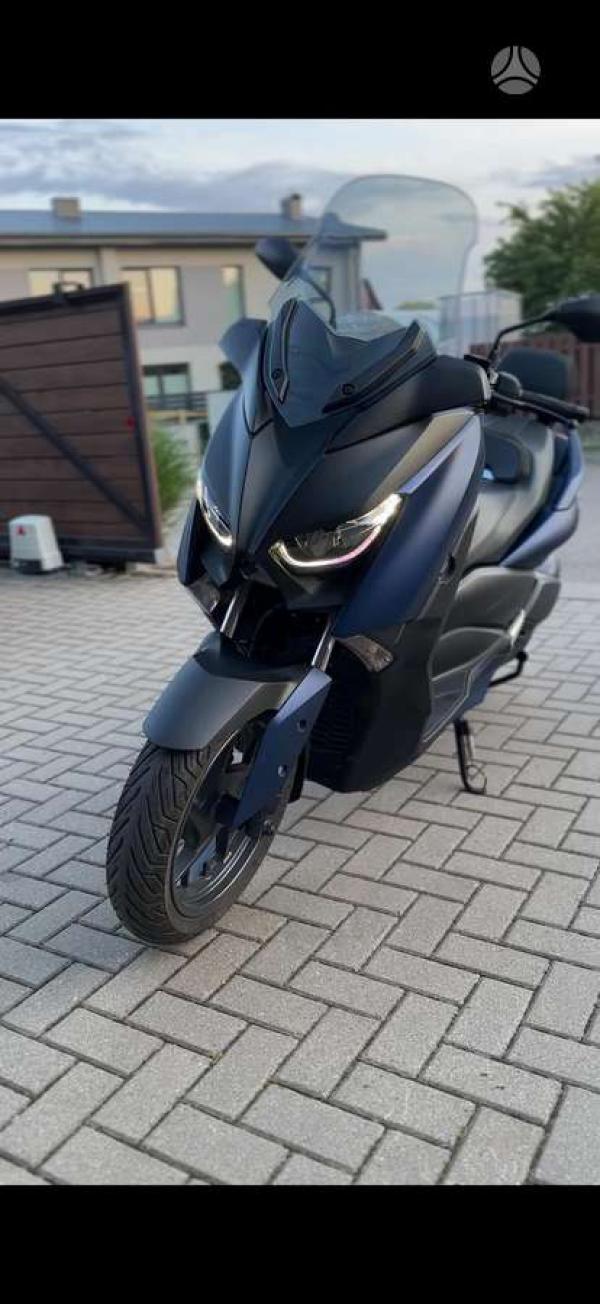Blue Yamaha X-Max 2018 in Kaunas, with an engine capacity of 0.30 L and mileage of 14 thousand km for 4300 €, photo 1 on AUTOMOTO.COM.LV