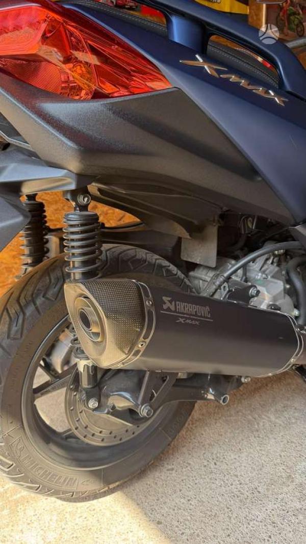 Blue Yamaha X-Max 2018 in Kaunas, with an engine capacity of 0.30 L and mileage of 14 thousand km for 4300 €, photo 6 on AUTOMOTO.COM.LV