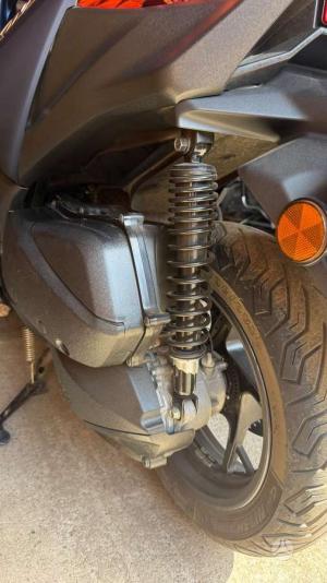 Blue Yamaha X-Max 2018 in Kaunas, with an engine capacity of 0.30 L and mileage of 14 thousand km for 4300 €, photo 8 on AUTOMOTO.COM.LV