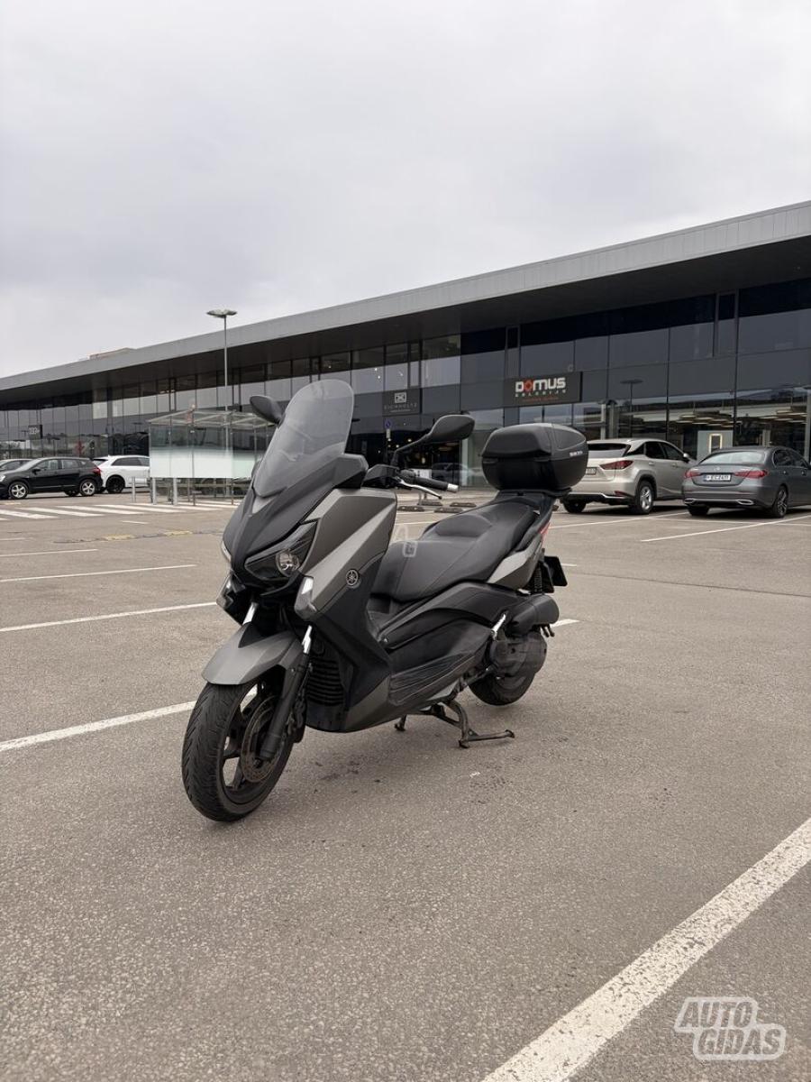 Pelēks Yamaha X-Max 2014 Viļņa, ar dzinēja tilpumu 0.13 L un nobraukumu 49 tūkst. km par 1850 €, foto 1 vietnē AUTOMOTO.COM.LV