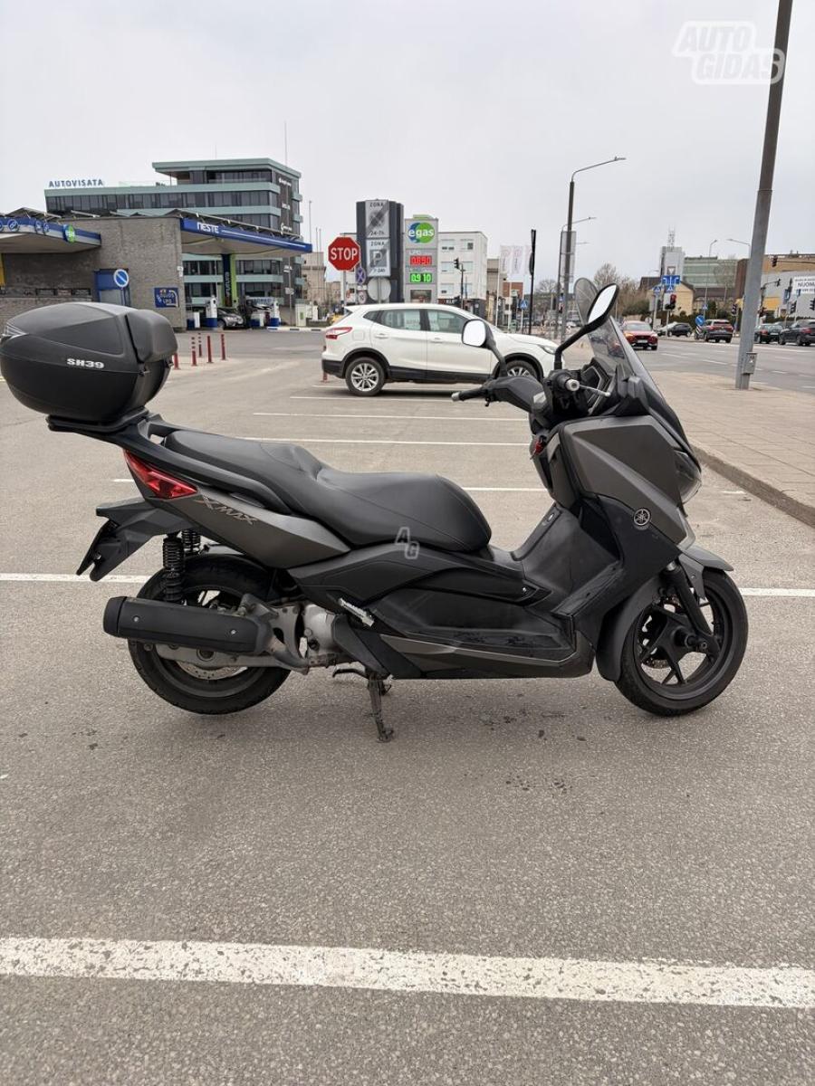 Pelēks Yamaha X-Max 2014 Viļņa, ar dzinēja tilpumu 0.13 L un nobraukumu 49 tūkst. km par 1850 €, foto 4 vietnē AUTOMOTO.COM.LV