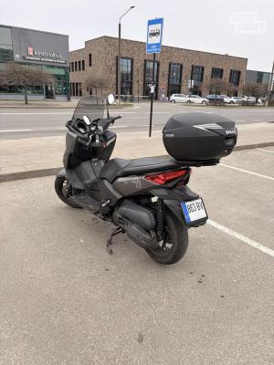 Pelēks Yamaha X-Max 2014 Viļņa, ar dzinēja tilpumu 0.13 L un nobraukumu 49 tūkst. km par 1850 €, foto 8 vietnē AUTOMOTO.COM.LV