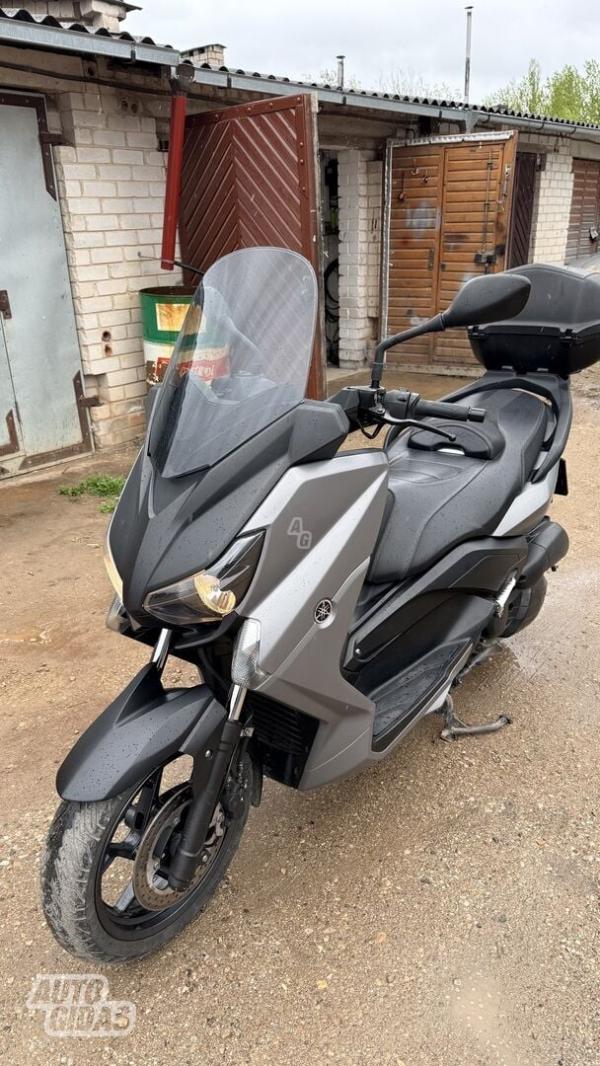 Grey Yamaha X-Max 2014 in Panevezys, with an engine capacity of 0.13 L and mileage of 22 thousand km for 1900 €, photo 9 on AUTOMOTO.COM.LV