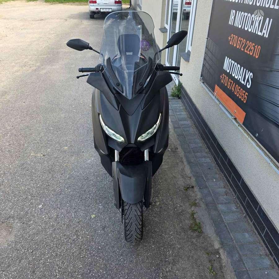 Grey Yamaha X-Max 2018 in Panevezys, with an engine capacity of 0.13 L and mileage of 24 thousand km for 2800 €, photo 7 on AUTOMOTO.COM.LV