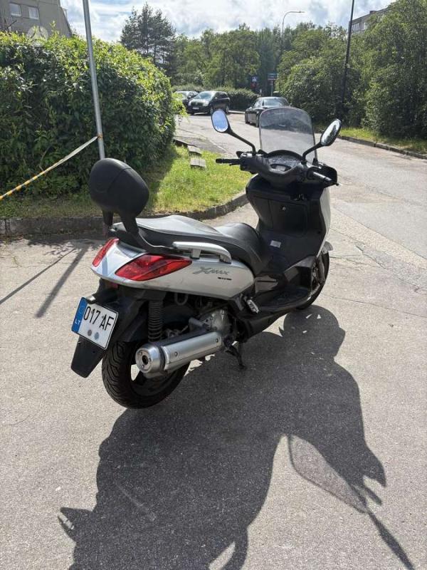 Yamaha X-Max 2008 Viļņa, ar dzinēja tilpumu 0.13 L un nobraukumu 11 tūkst. km par 1600 €, foto 3 vietnē AUTOMOTO.COM.LV
