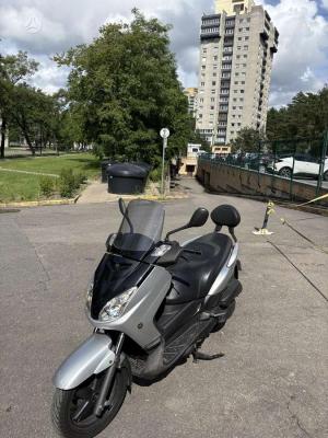 Yamaha X-Max 2008 in Vilnius, with an engine capacity of 0.13 L and mileage of 11 thousand km for 1600 €, photo 7 on AUTOMOTO.COM.LV