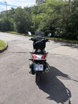 Yamaha X-Max 2008 in Vilnius, with an engine capacity of 0.13 L and mileage of 11 thousand km for 1600 €, photo 9 on AUTOMOTO.COM.LV