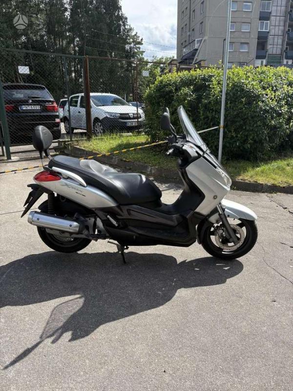 Yamaha X-Max 2008 Viļņa, ar dzinēja tilpumu 0.13 L un nobraukumu 11 tūkst. km par 1600 €, foto 10 vietnē AUTOMOTO.COM.LV