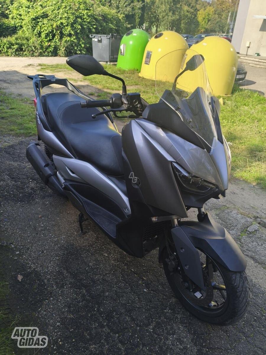 Yamaha X-Max 2017 Viļņa, ar dzinēja tilpumu 0.30 L un nobraukumu 0 tūkst. km par 2400 €, foto 3 vietnē AUTOMOTO.COM.LV