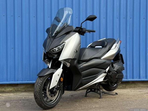 Yamaha X-Max 2018 in Ukmerge, with an engine capacity of 0.30 L and mileage of 50 thousand km for 3600 €, photo 8 on AUTOMOTO.COM.LV