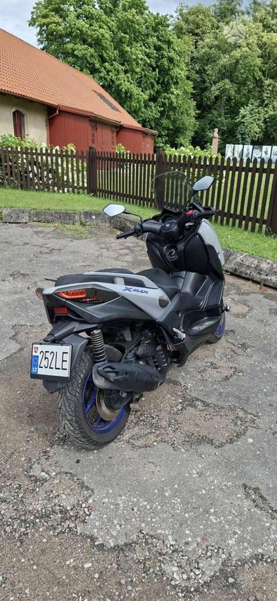 Yamaha X-Max 2021 in Jurbarkas, with an engine capacity of 0.13 L and mileage of 14 thousand km for 3700 €, photo 9 on AUTOMOTO.COM.LV