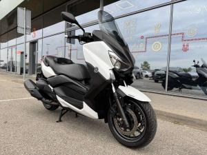 White Yamaha X-Max 2016 in Vilnius, with an engine capacity of 0.40 L and mileage of 18 thousand km for 3699 €, photo 13 on AUTOMOTO.COM.LV