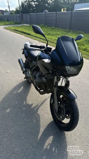 Black Yamaha XJ 600 2002 in Kaunas, with an engine capacity of 0.60 L and mileage of 71 thousand km for 800 €, photo 4 on AUTOMOTO.COM.LV