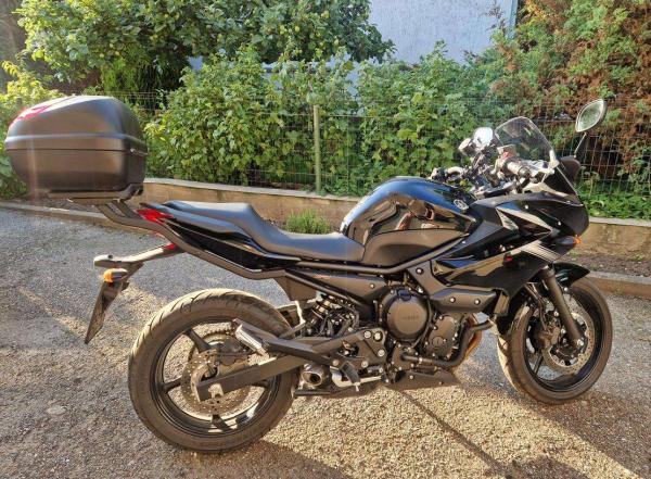 Melns Yamaha XJ 600 2011 Klaipėda, ar dzinēja tilpumu 0.60 L un nobraukumu 11 tūkst. km par 4950 €, foto 1 vietnē AUTOMOTO.COM.LV