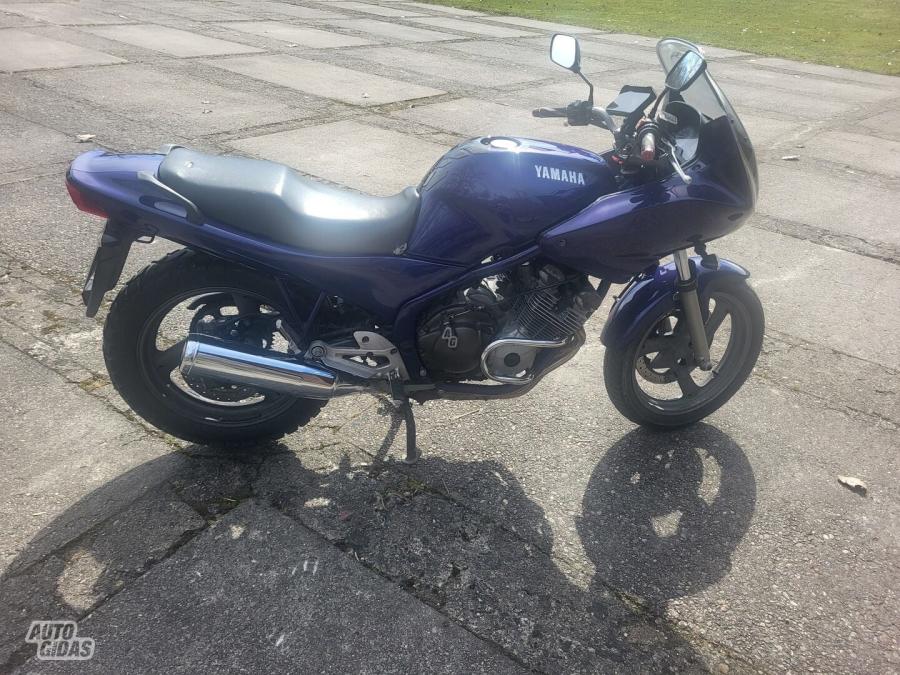 Blue Yamaha XJ 600 1993 in Taurage, with an engine capacity of 0.60 L and mileage of 37 thousand km for 850 €, photo 3 on AUTOMOTO.COM.LV