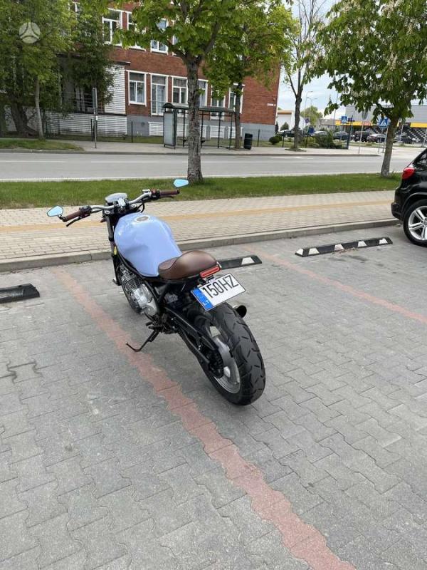 Zils Yamaha XJ 600 1997 Klaipėda, ar dzinēja tilpumu 0.60 L un nobraukumu 31 tūkst. km par 1900 €, foto 3 vietnē AUTOMOTO.COM.LV
