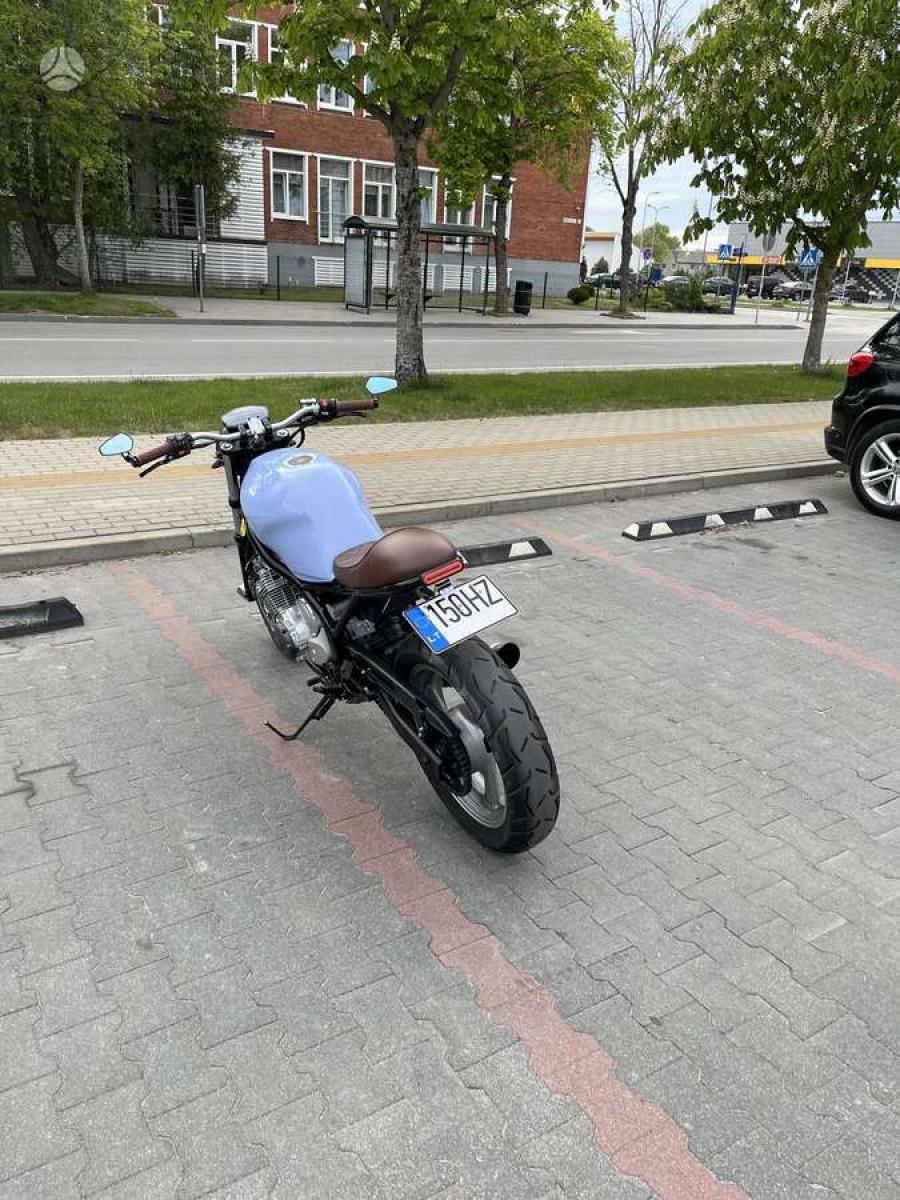 Zils Yamaha XJ 600 1997 Klaipėda, ar dzinēja tilpumu 0.60 L un nobraukumu 31 tūkst. km par 1900 €, foto 4 vietnē AUTOMOTO.COM.LV