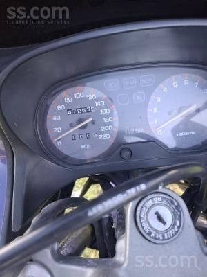Yamaha XJ 600 1992 in Preili, with an engine capacity of 0.60 L and mileage of 0 thousand km for 950 €, photo 7 on AUTOMOTO.COM.LV