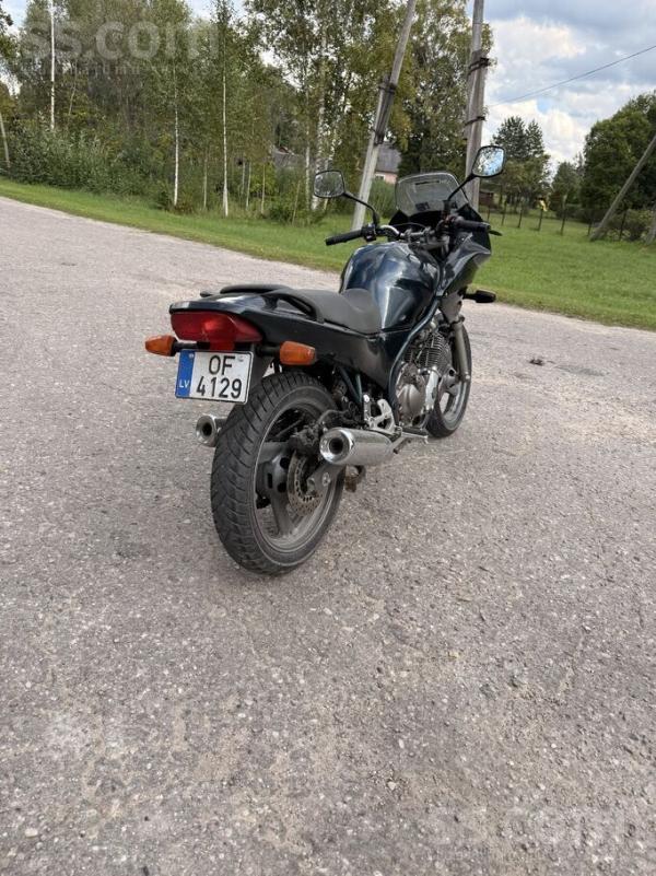 Yamaha XJ 600 1993 in Preili on AUTOMOTO.COM.LV Yamaha XJ 600 1993 in Preili, with an engine capacity of 0.60 L and mileage of 0 thousand km for 1150 €, photo 5 on AUTOMOTO.COM.LV