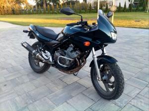Yamaha XJ 600 1996 in Riga, with an engine capacity of 0.60 L and mileage of 0 thousand km for 1595 €, photo 3 on AUTOMOTO.COM.LV
