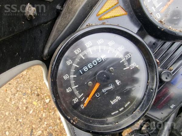 Yamaha XJ 600 1996 Daugavpils, ar dzinēja tilpumu 0.60 L un nobraukumu 0 tūkst. km par 750 €, foto 5 vietnē AUTOMOTO.COM.LV