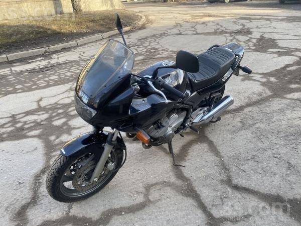 Yamaha XJ 600 2003 Rīga, ar dzinēja tilpumu 0.60 L un nobraukumu 0 tūkst. km par 1550 €, foto 4 vietnē AUTOMOTO.COM.LV
